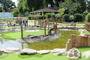 Putt In The Park Opens next to the Thames in Wandsworth Park, Putney