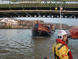 Busy Boat Race Weekend For Chiswick RNLI Lifeboat